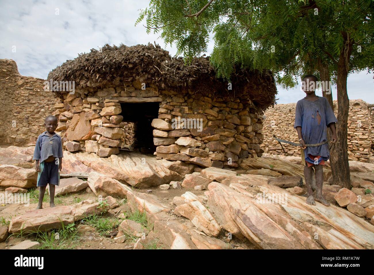 Dogon architecture hi-res stock photography and images - Alamy