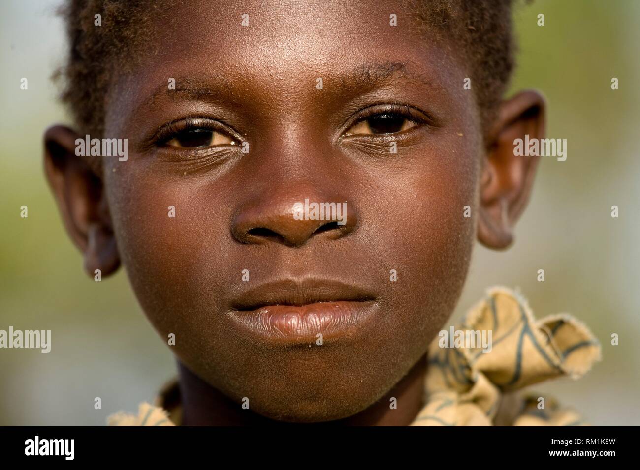 Dogon boy portrait mali hi-res stock photography and images - Alamy