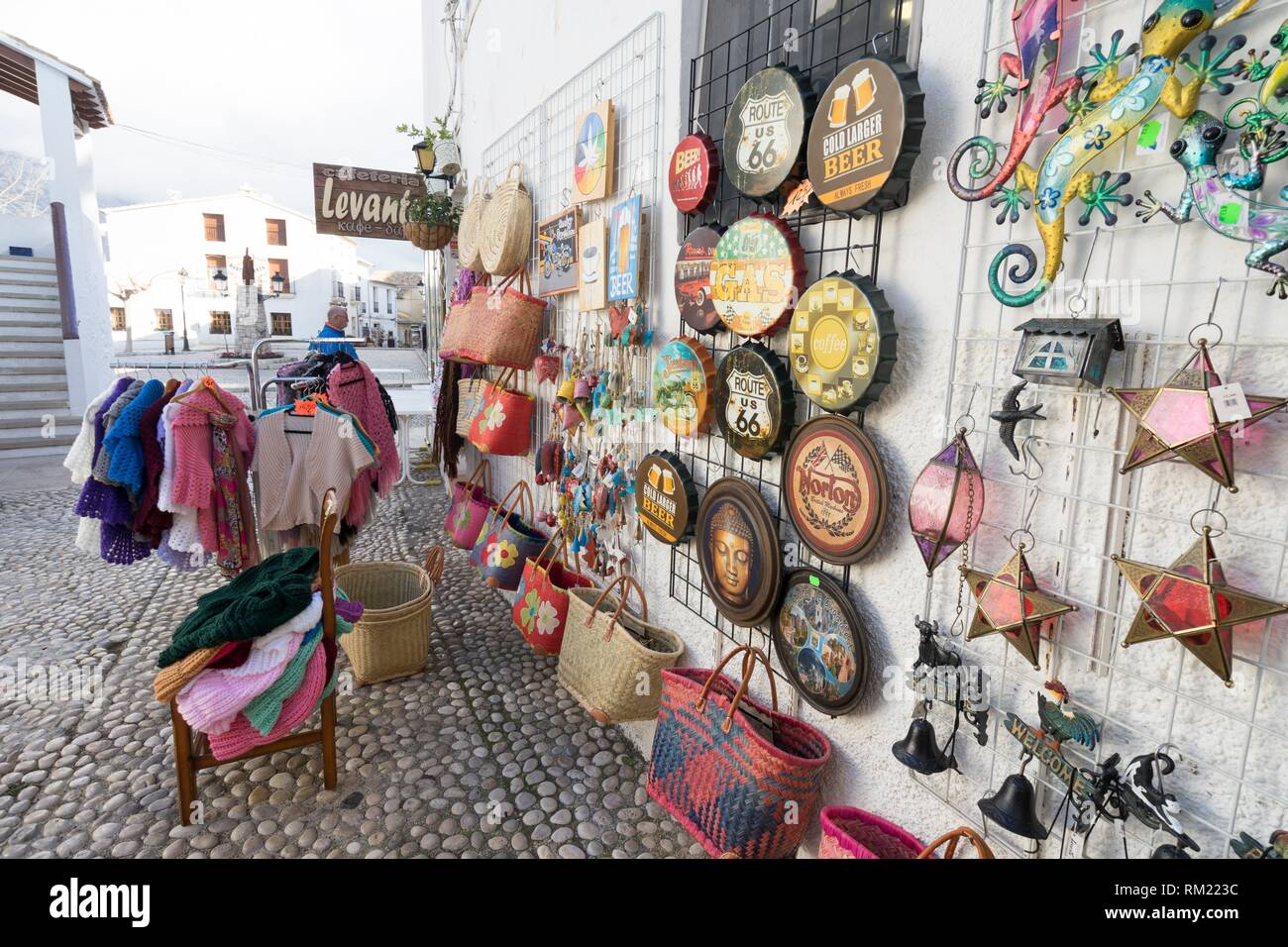 Souvenir Shop Facade High Resolution Stock Photography and Images - Alamy