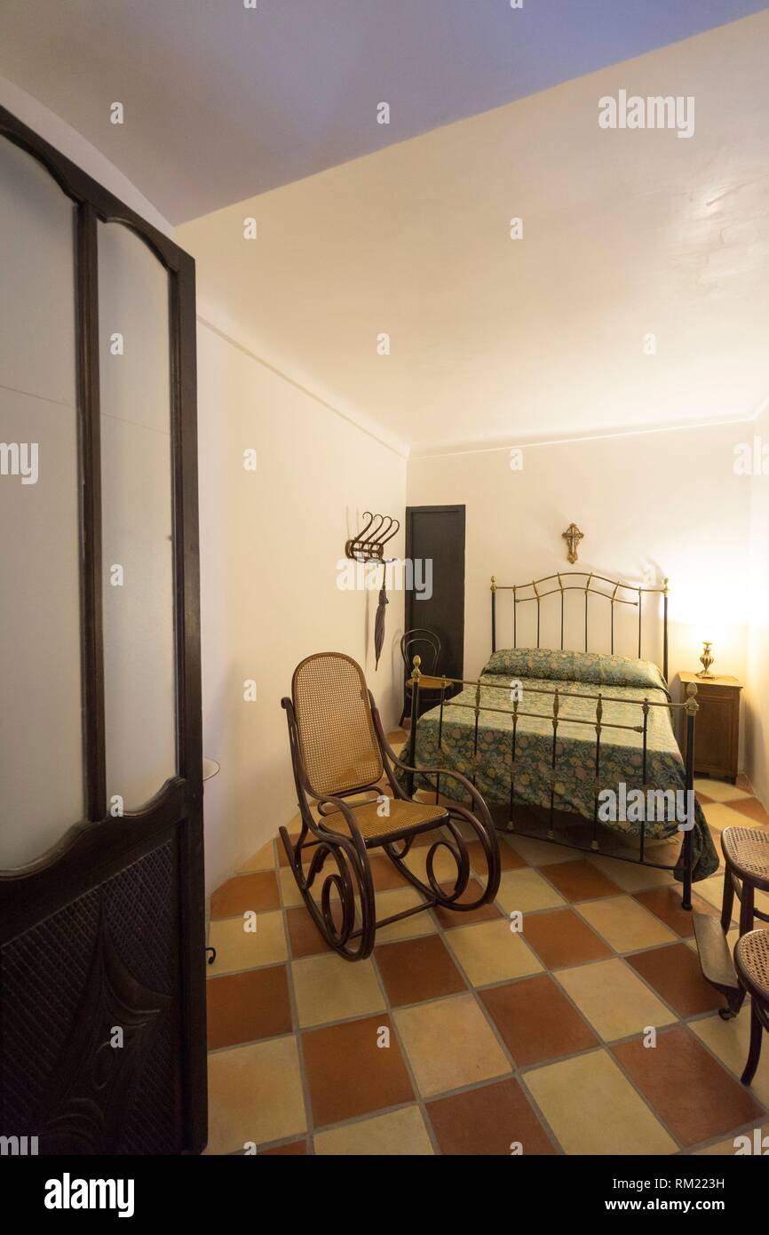 Former room of the Casa Orduña de Guadalest Museum Stock Photo - Alamy