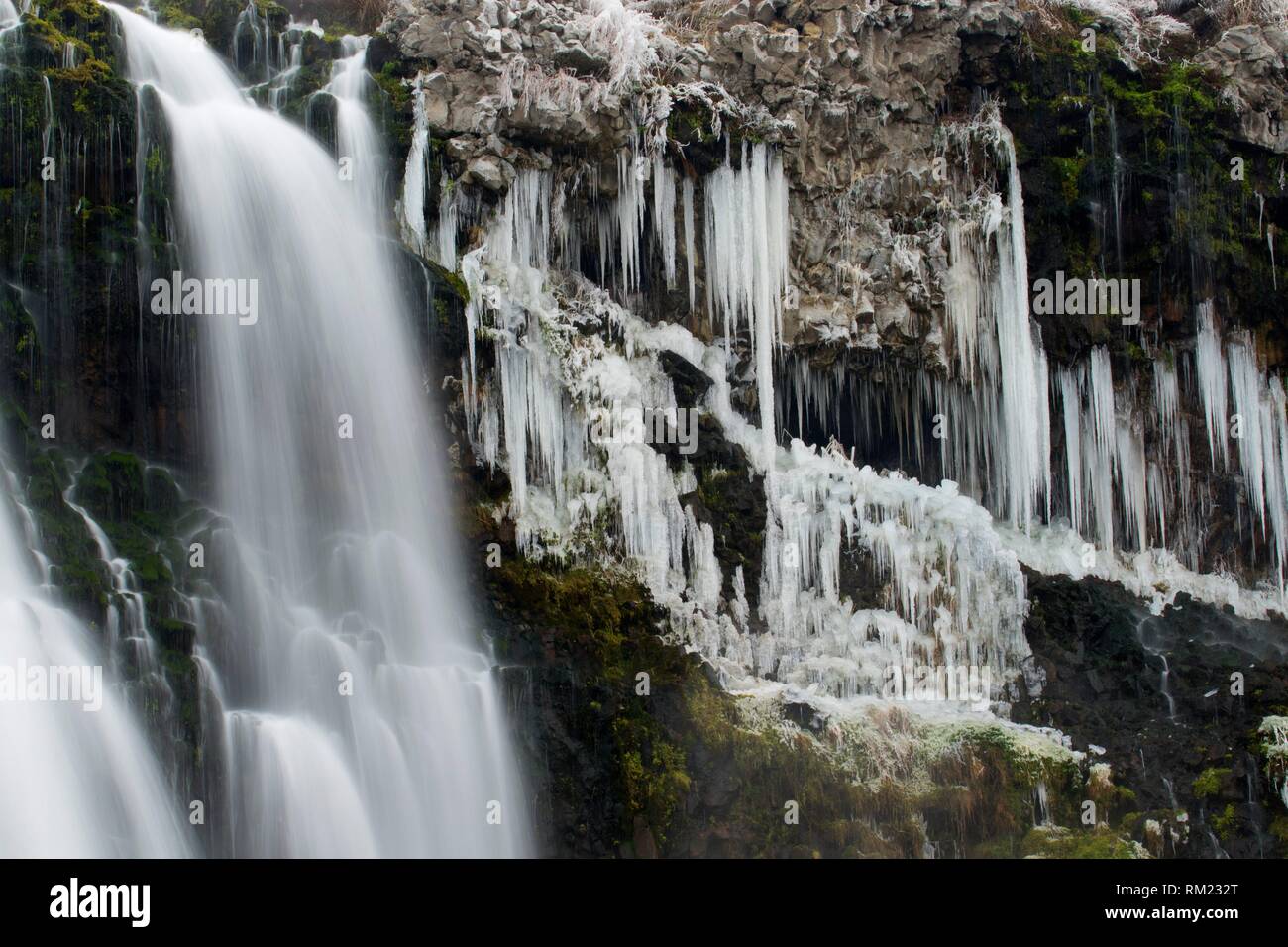 Thousand springs waterfall hi-res stock photography and images - Alamy