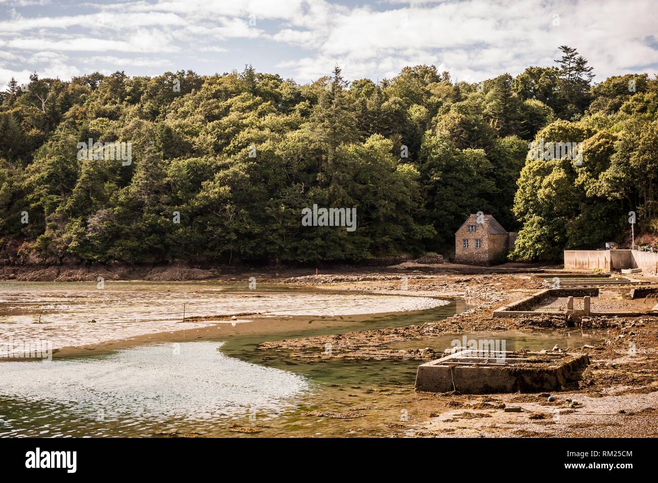 The belon river hi-res stock photography and images - Alamy