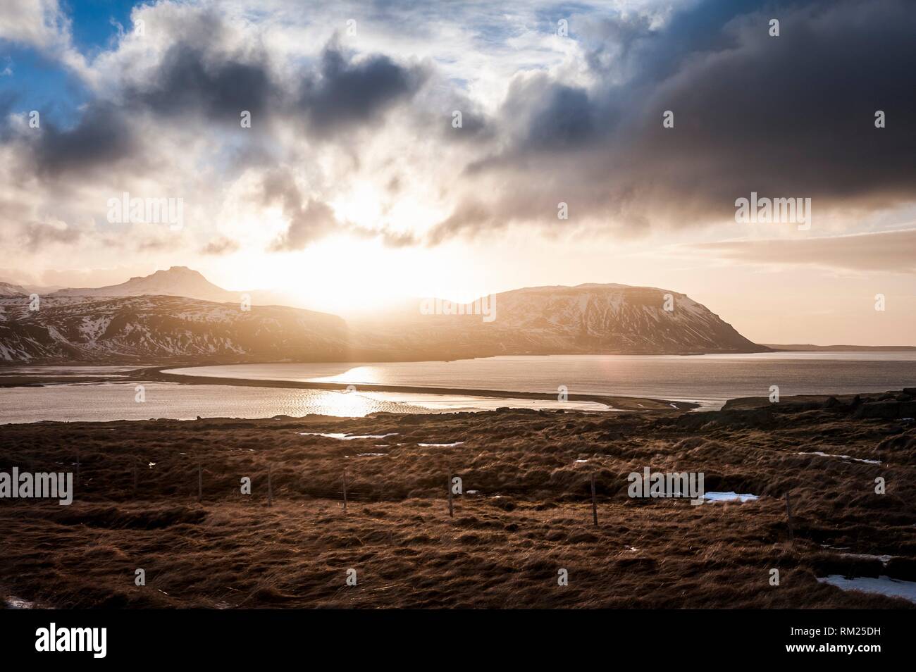 Icelandic sunset hi-res stock photography and images - Alamy