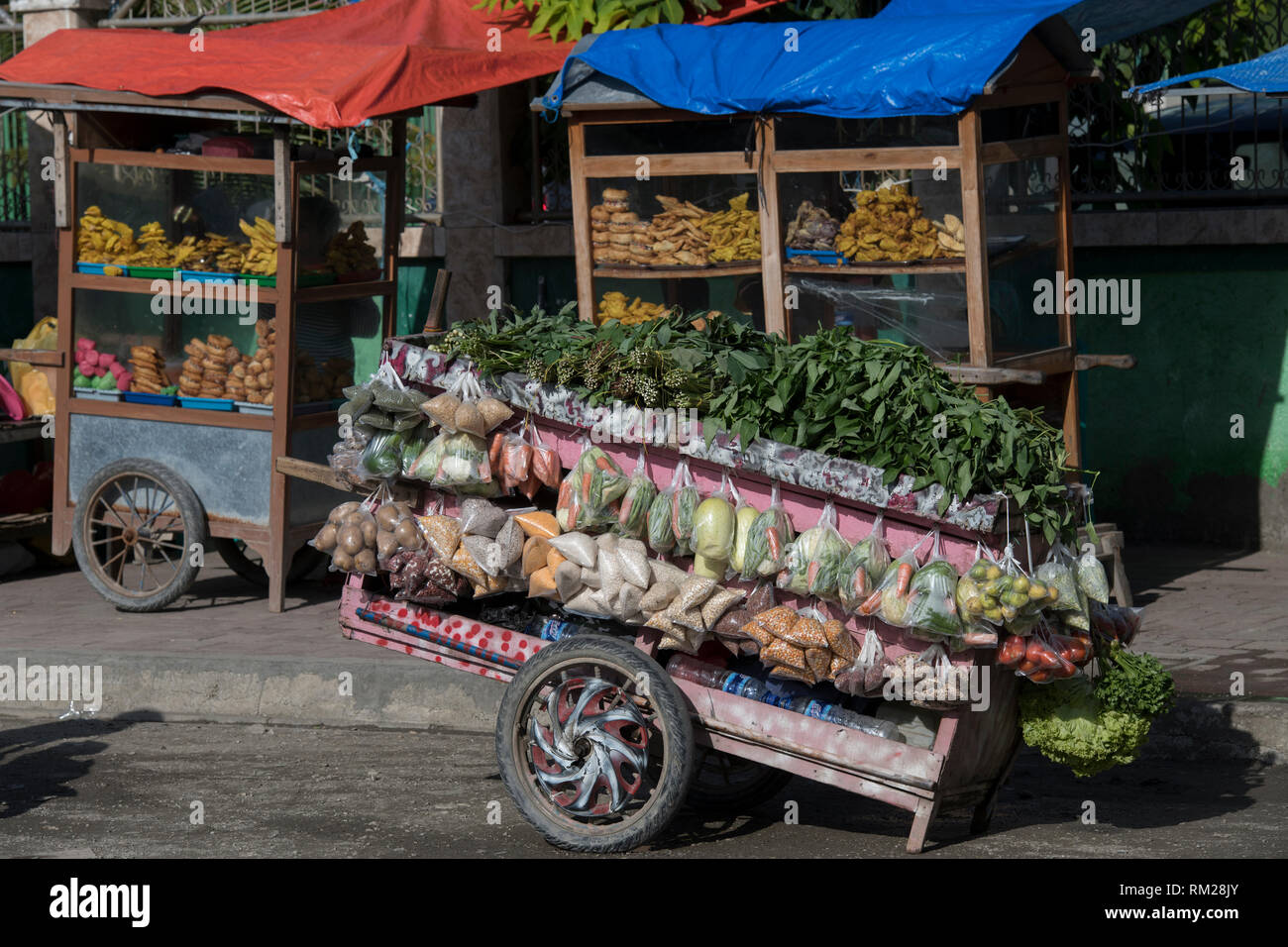 Food cart, Dili, East Timor Stock Photo - Alamy