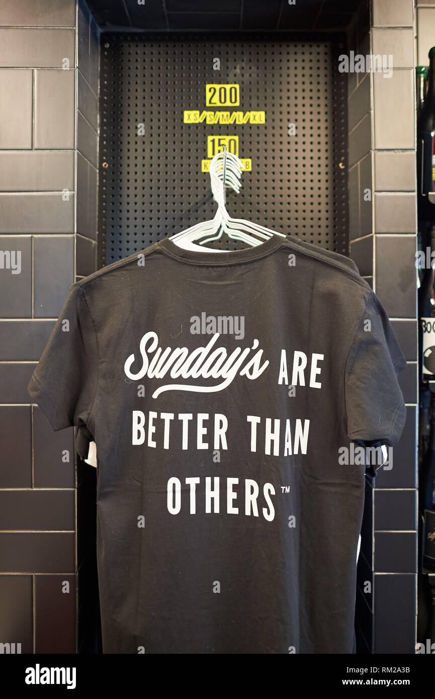 HONG KONG - OCTOBER 25, 2015: Sunday's Grocery store. Sunday's Grocery ...