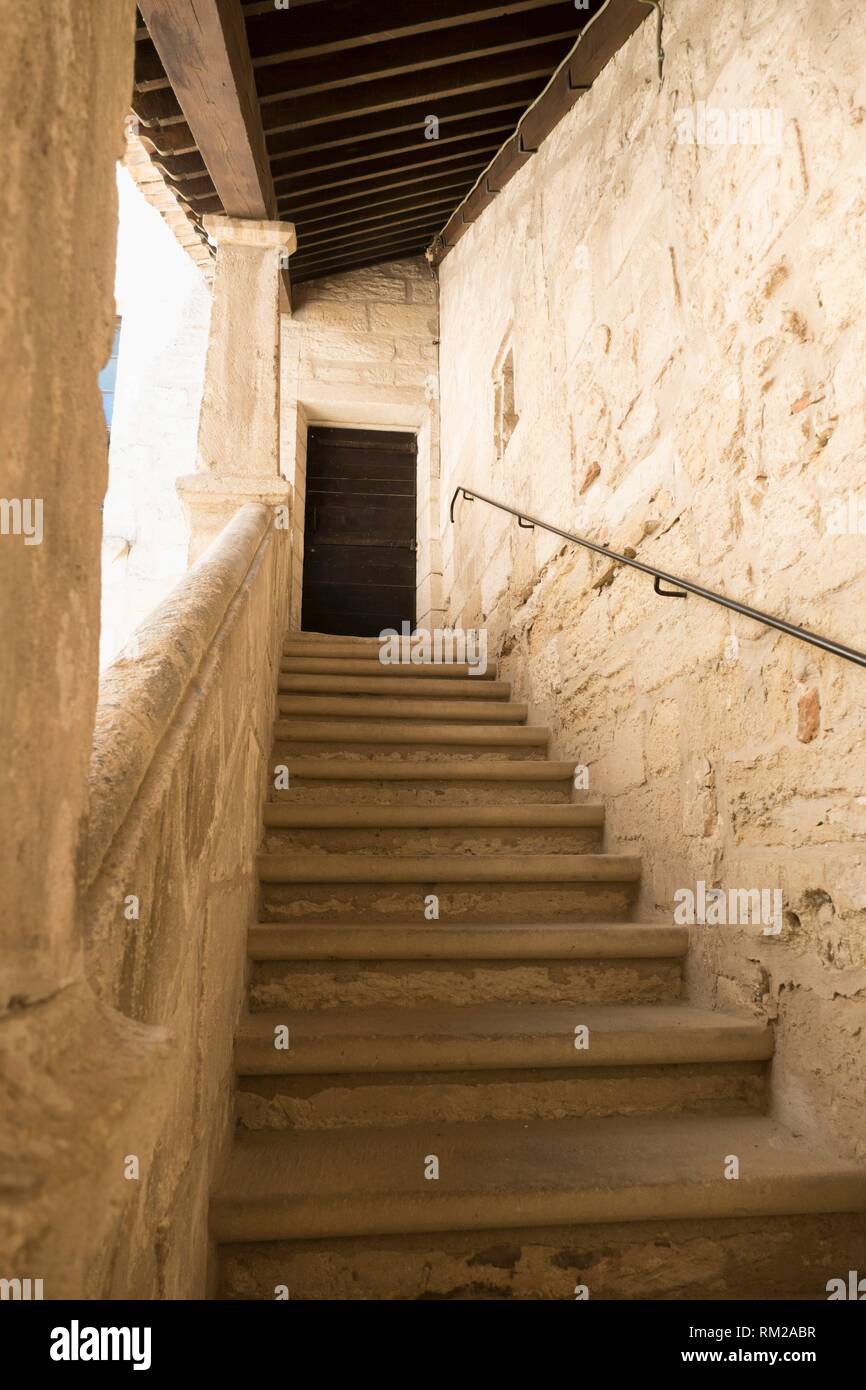 Repeating pattern in architecture hi-res stock photography and images ...