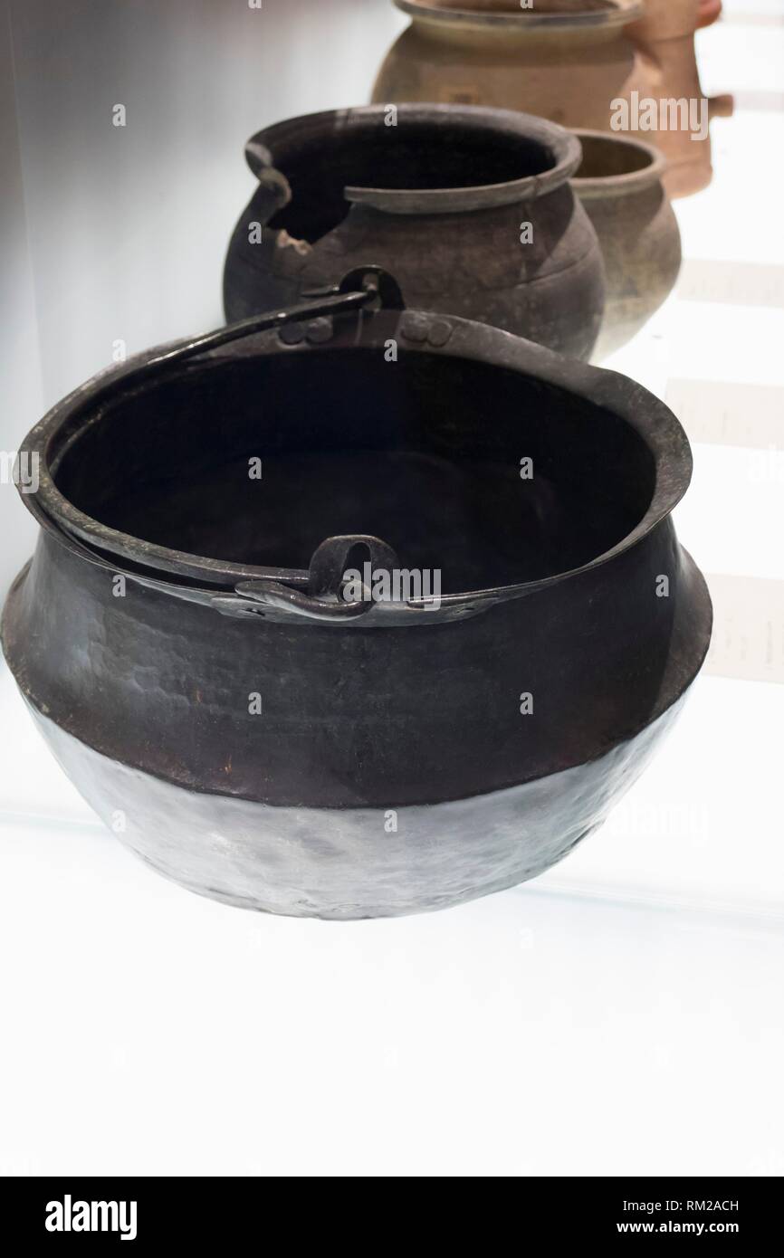 Roman Cooking Pot High Resolution Stock Photography and Images - Alamy