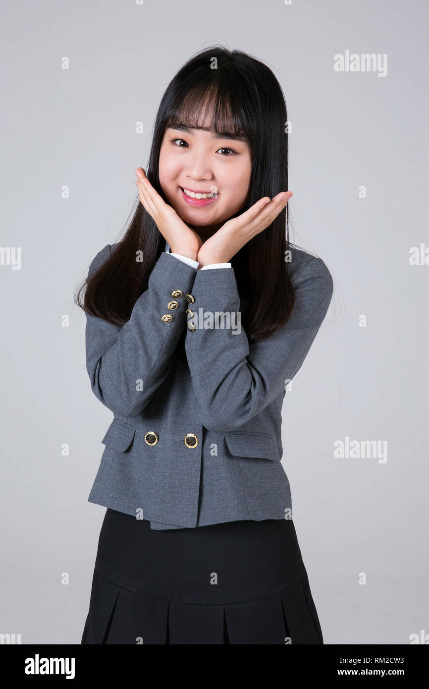 Students senior high school asia hi-res stock photography and images ...