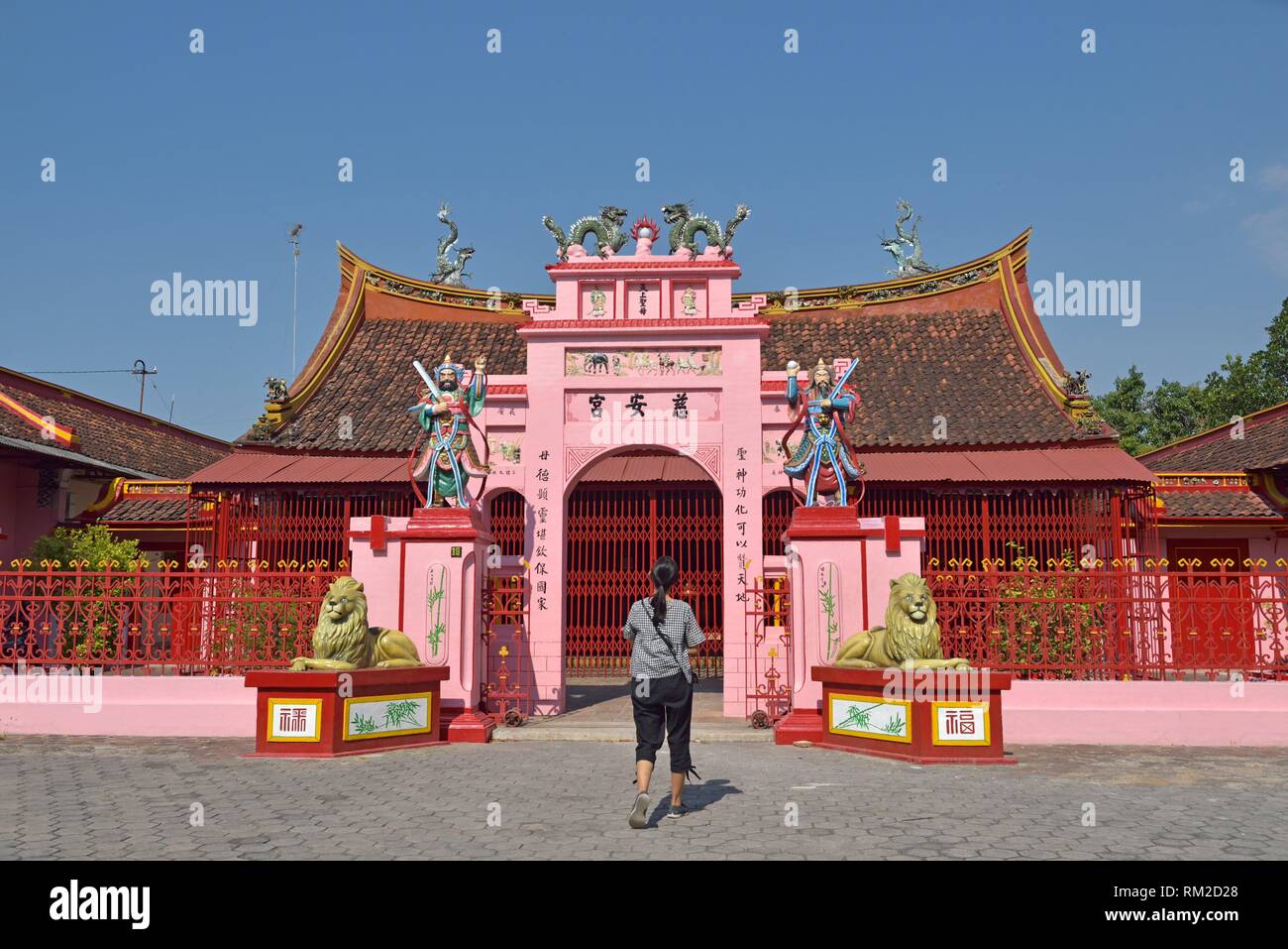Chinese architecture southeast asia hi-res stock photography and images ...