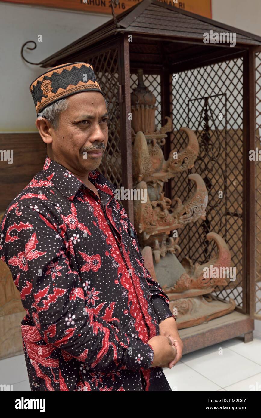 Java man hi-res stock photography and images - Alamy