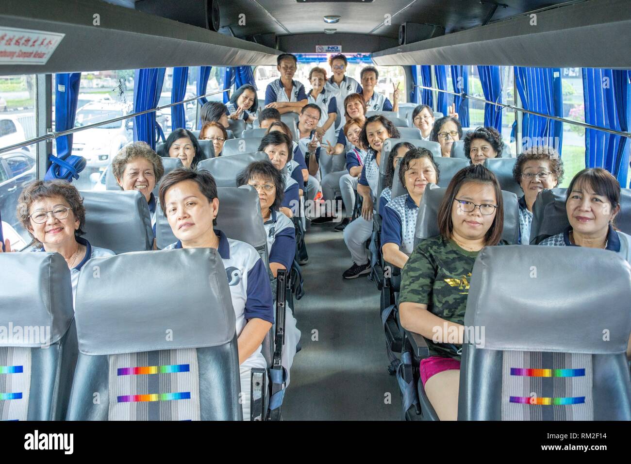 Bus crowded inside hi-res stock photography and images - Alamy