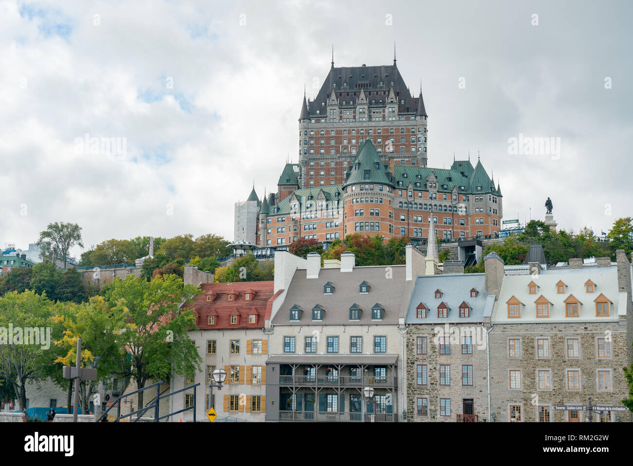 Exterior view of the famous Fairmont Le Château Frontenac at Quebec ...