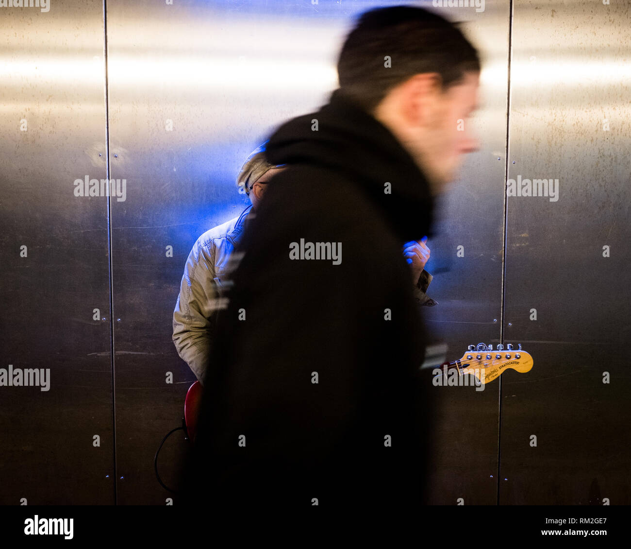 Social tunnel environment hi-res stock photography and images - Alamy