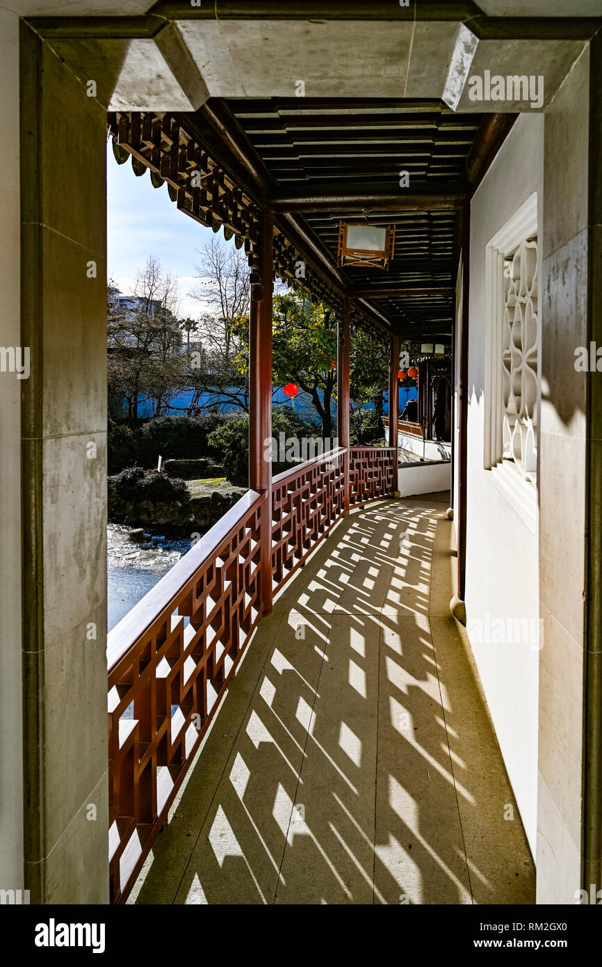 Chinese walkway hi-res stock photography and images - Alamy