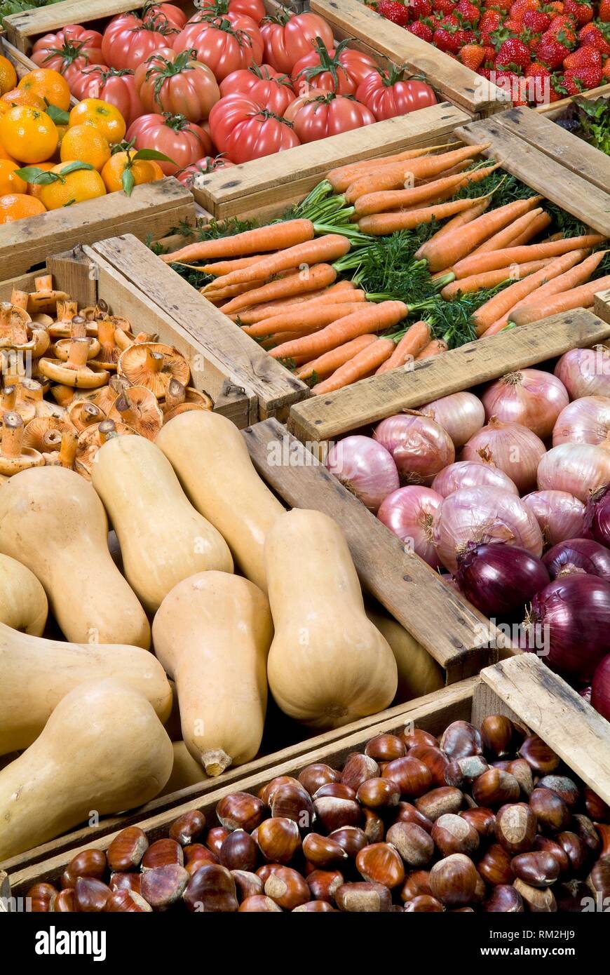 Mandarin boxes hi-res stock photography and images - Alamy