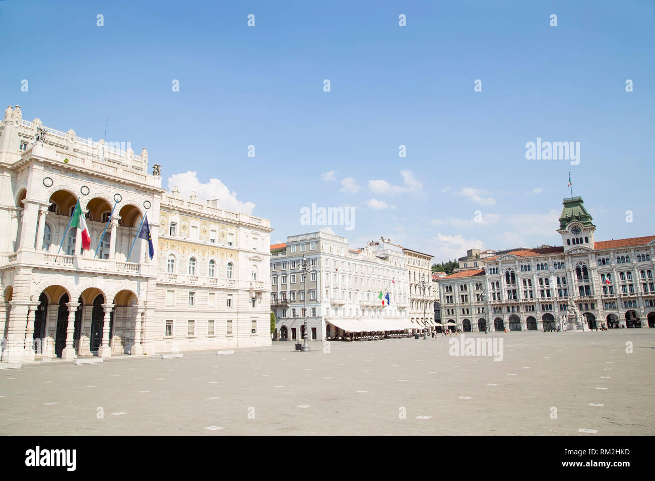 Tourism palace grand hall italy hi-res stock photography and images - Alamy