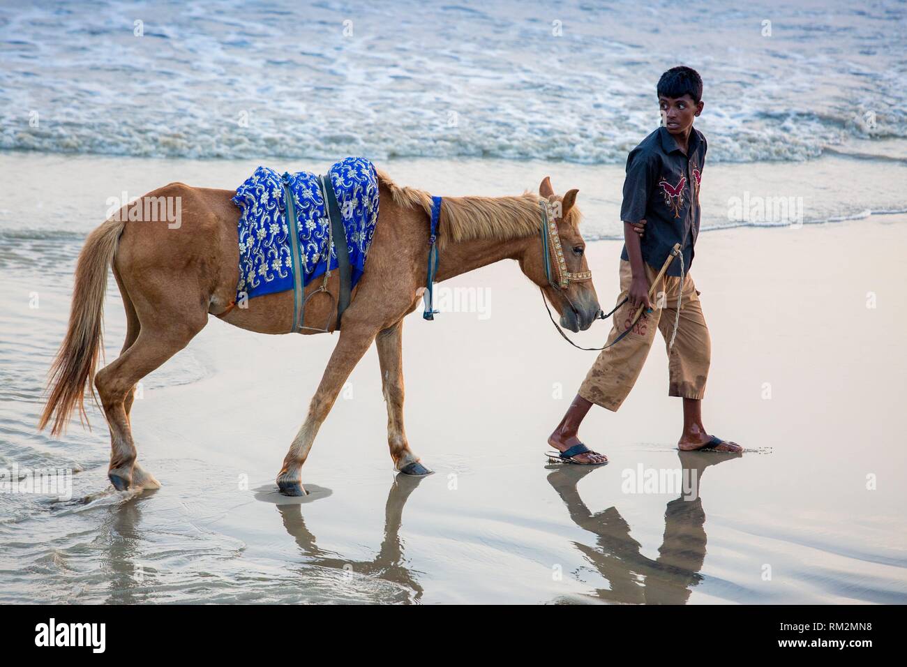 Patenga sea beach hi-res stock photography and images - Alamy