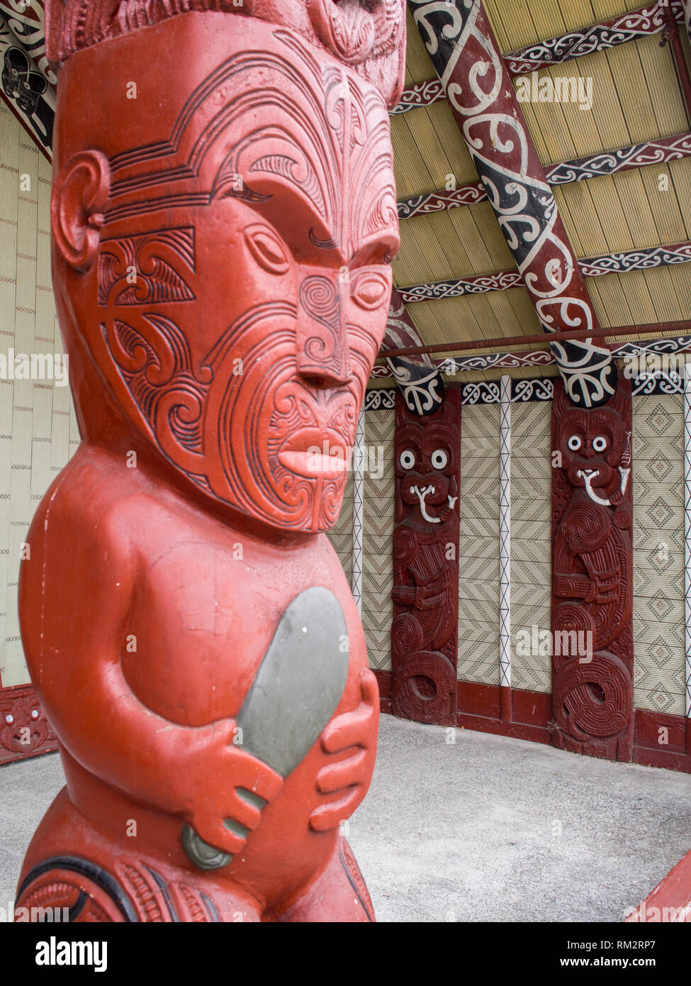 Whare whakairo meeting house hi-res stock photography and images - Alamy