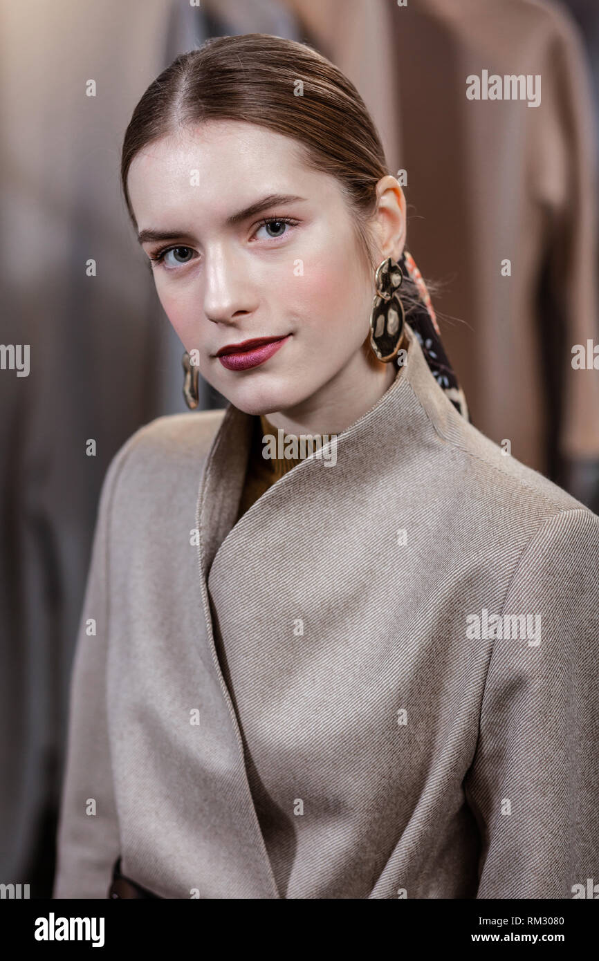 Long haired pretty hi-res stock photography and images - Alamy