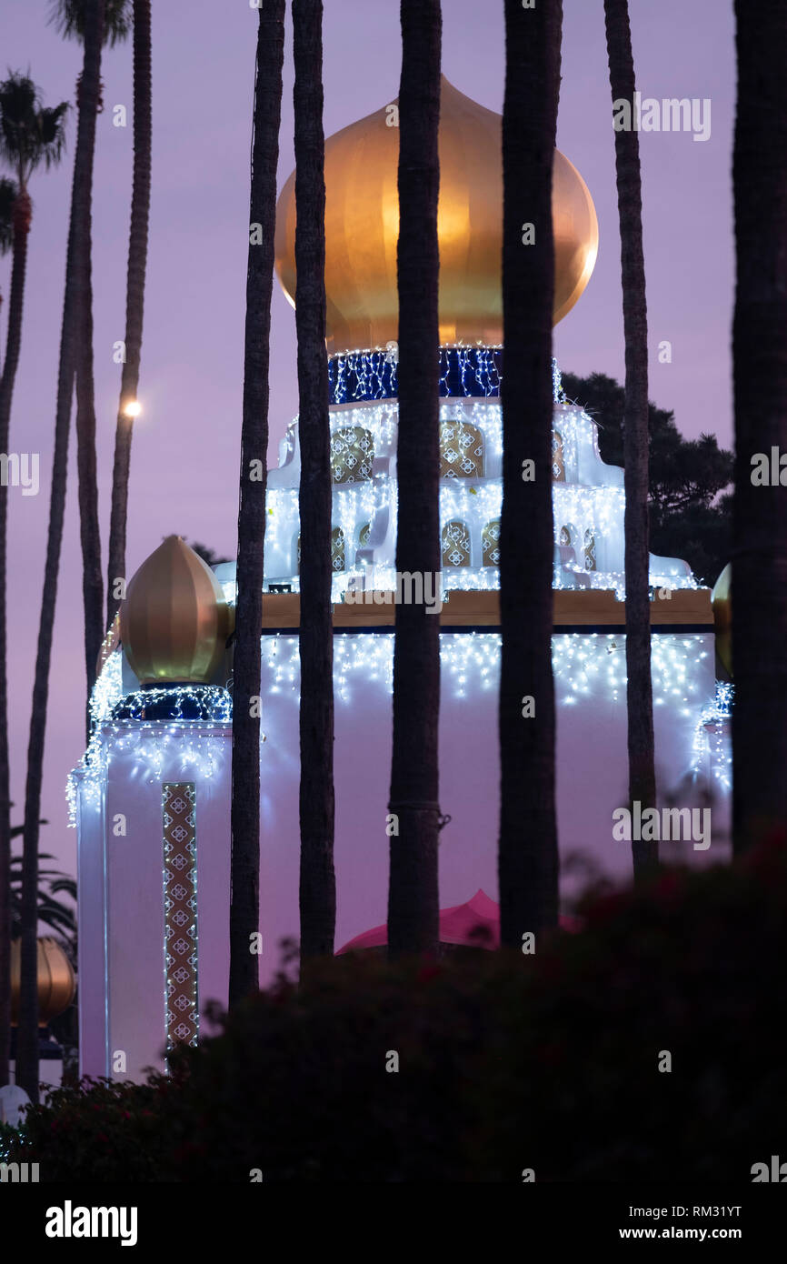 Self realization hi-res stock photography and images - Alamy