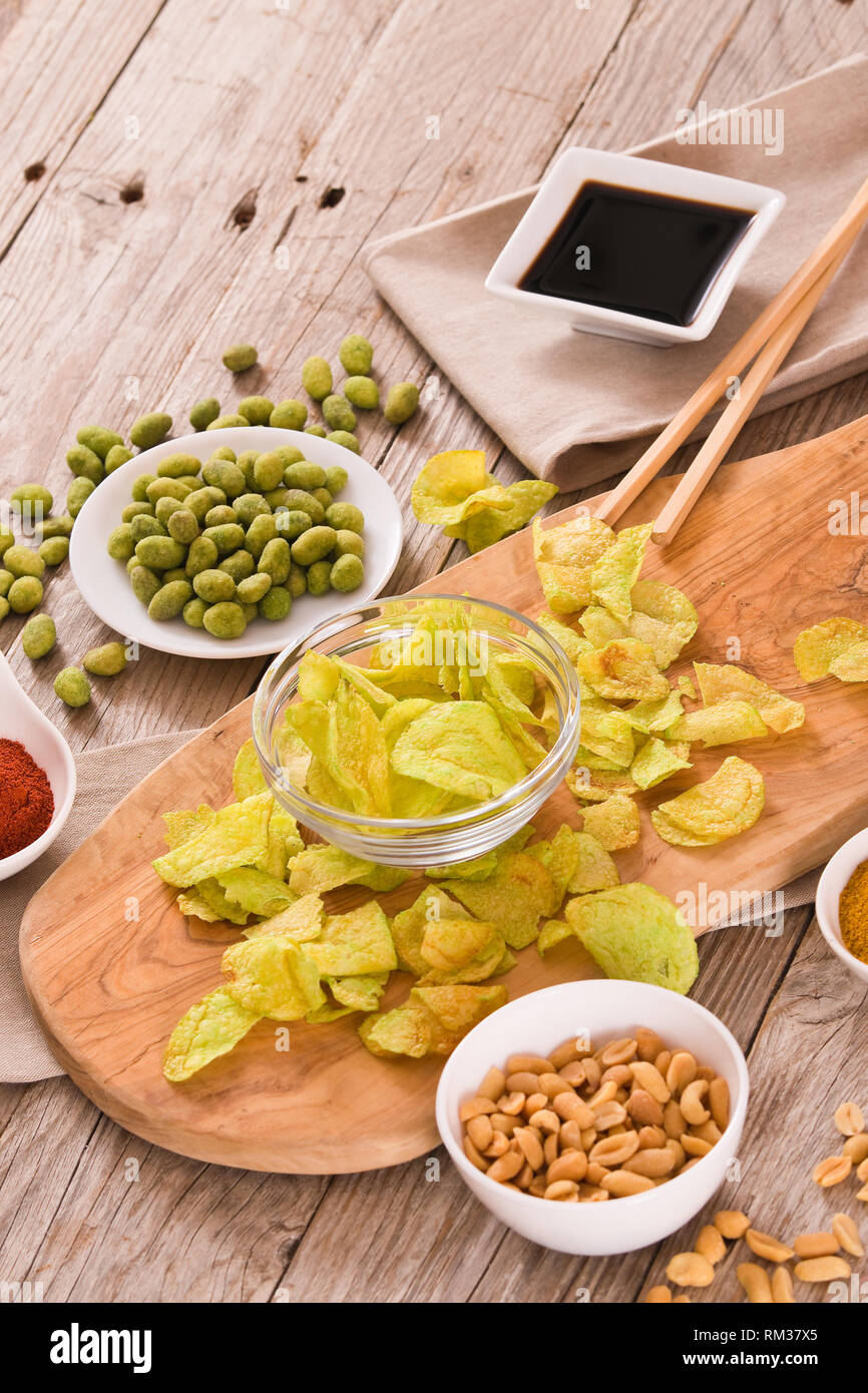 Wasabi flavour potato crisps Stock Photo - Alamy