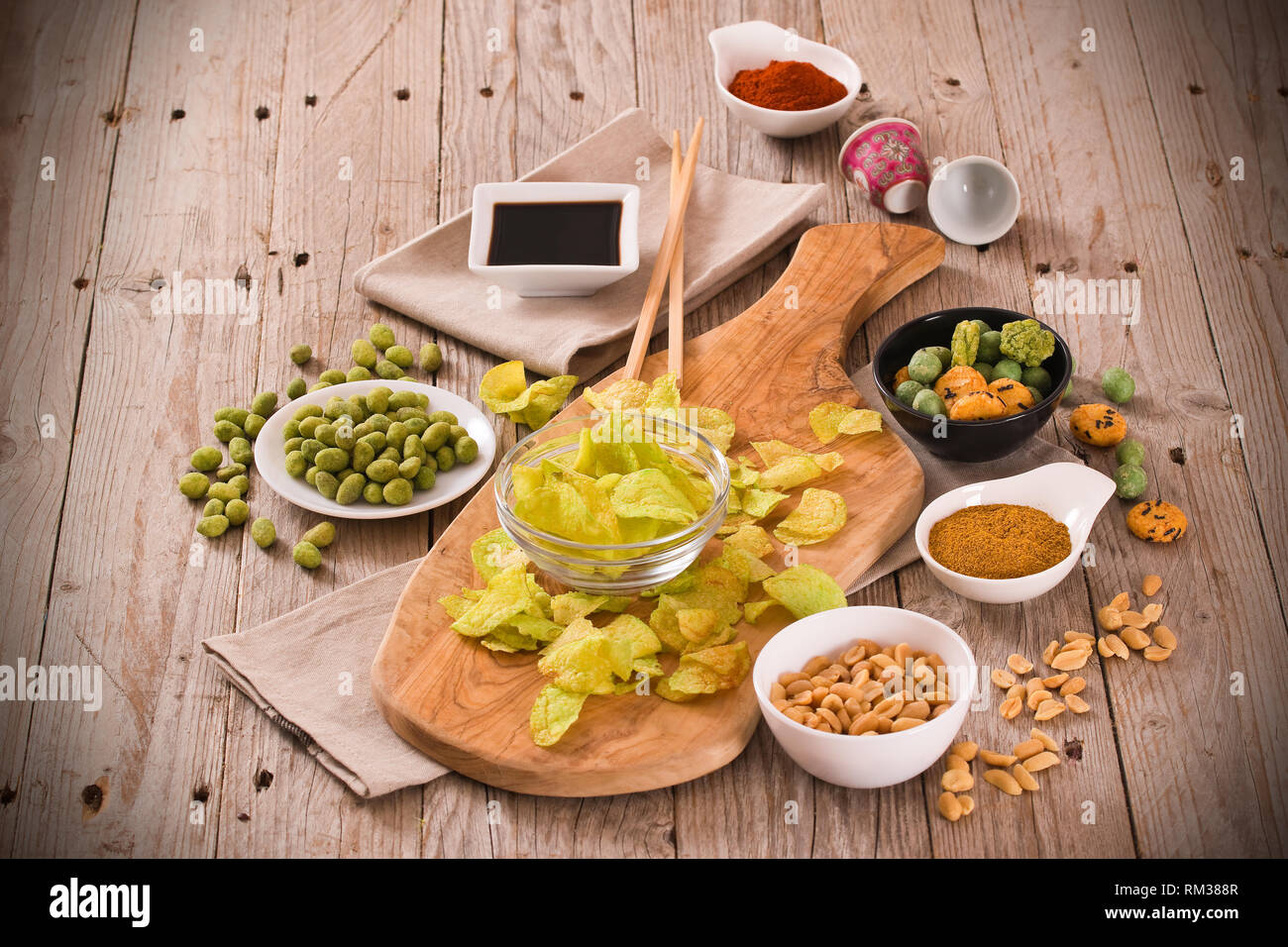 Wasabi flavour potato crisps Stock Photo - Alamy