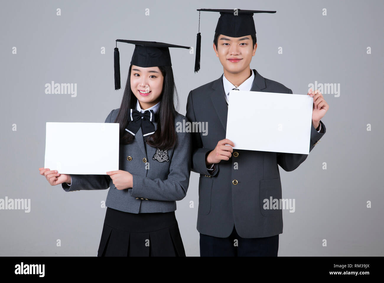 High school graduation korea hi-res stock photography and images - Alamy