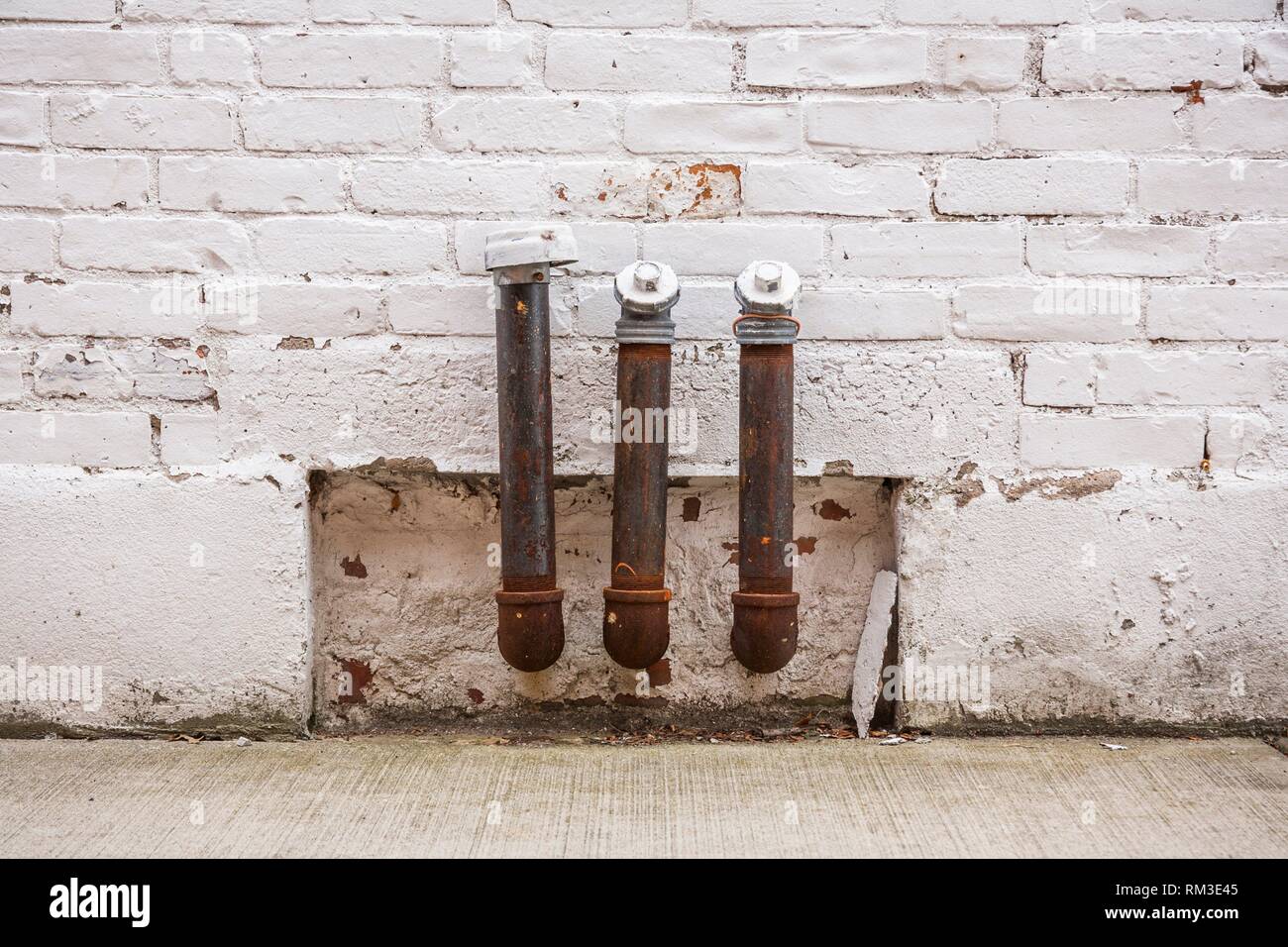 Brick building pipes hi-res stock photography and images - Alamy