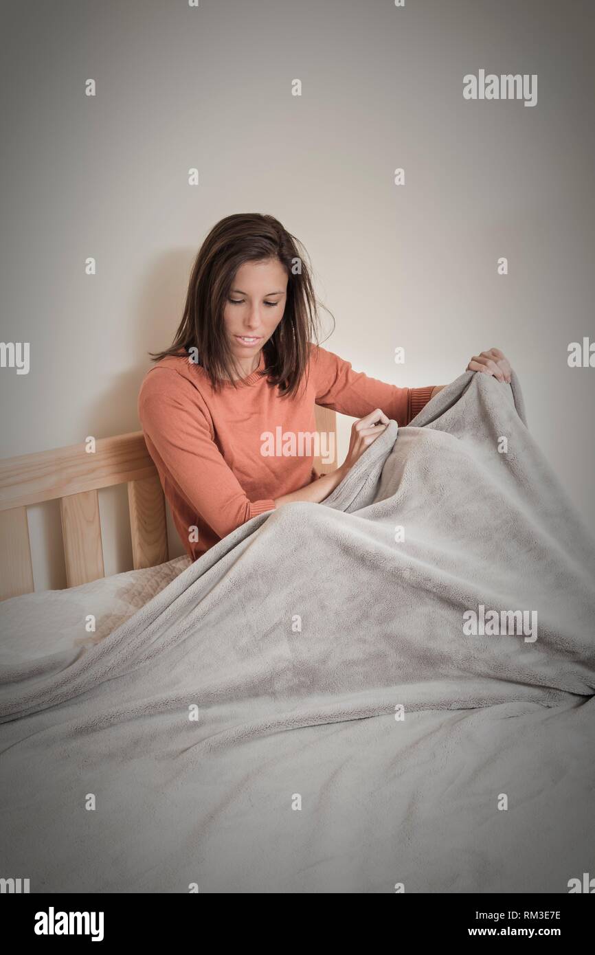 Thinking solemn contemplate hi-res stock photography and images - Alamy