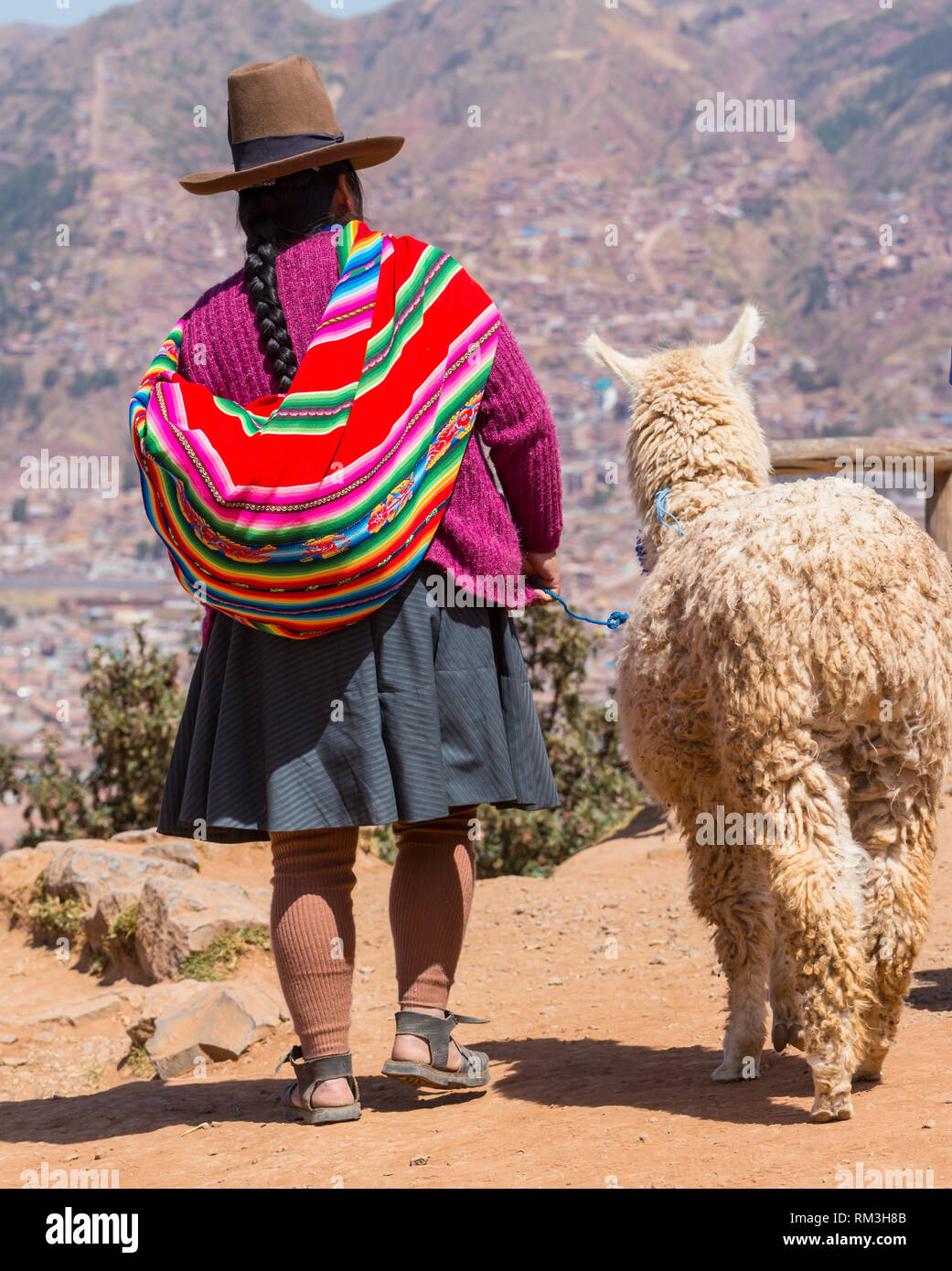 Peruvian people in city street Stock Photo - Alamy