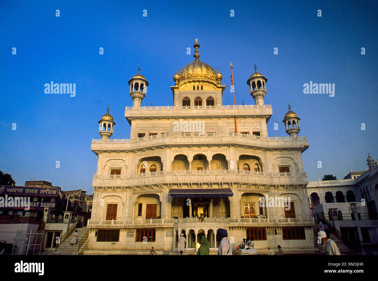 Akal takht hi-res stock photography and images - Alamy