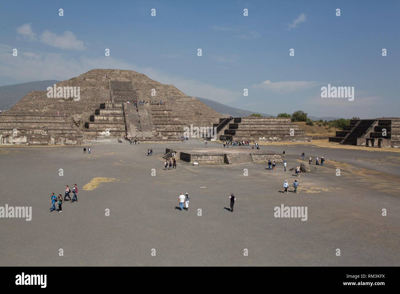 Pyramid of the moon architecture hi-res stock photography and images ...