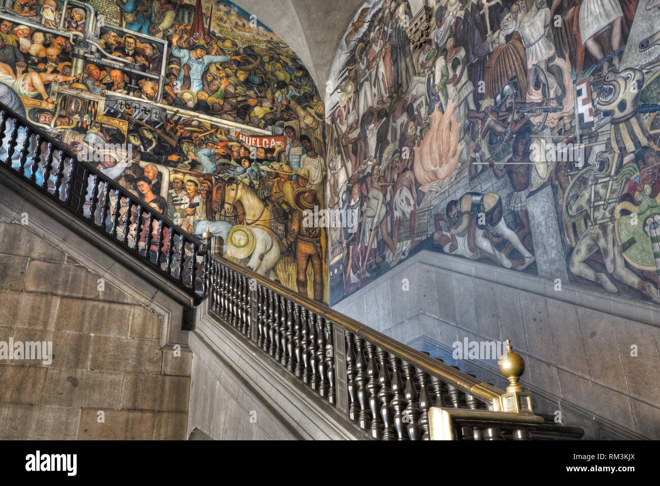 Mural history latin america hi-res stock photography and images - Alamy