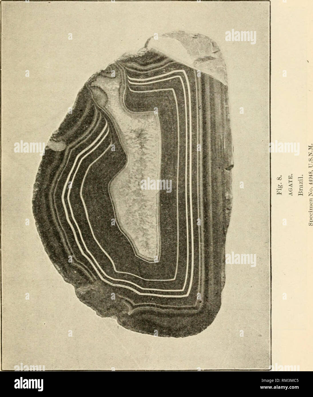Six sided crystals hi-res stock photography and images - Alamy