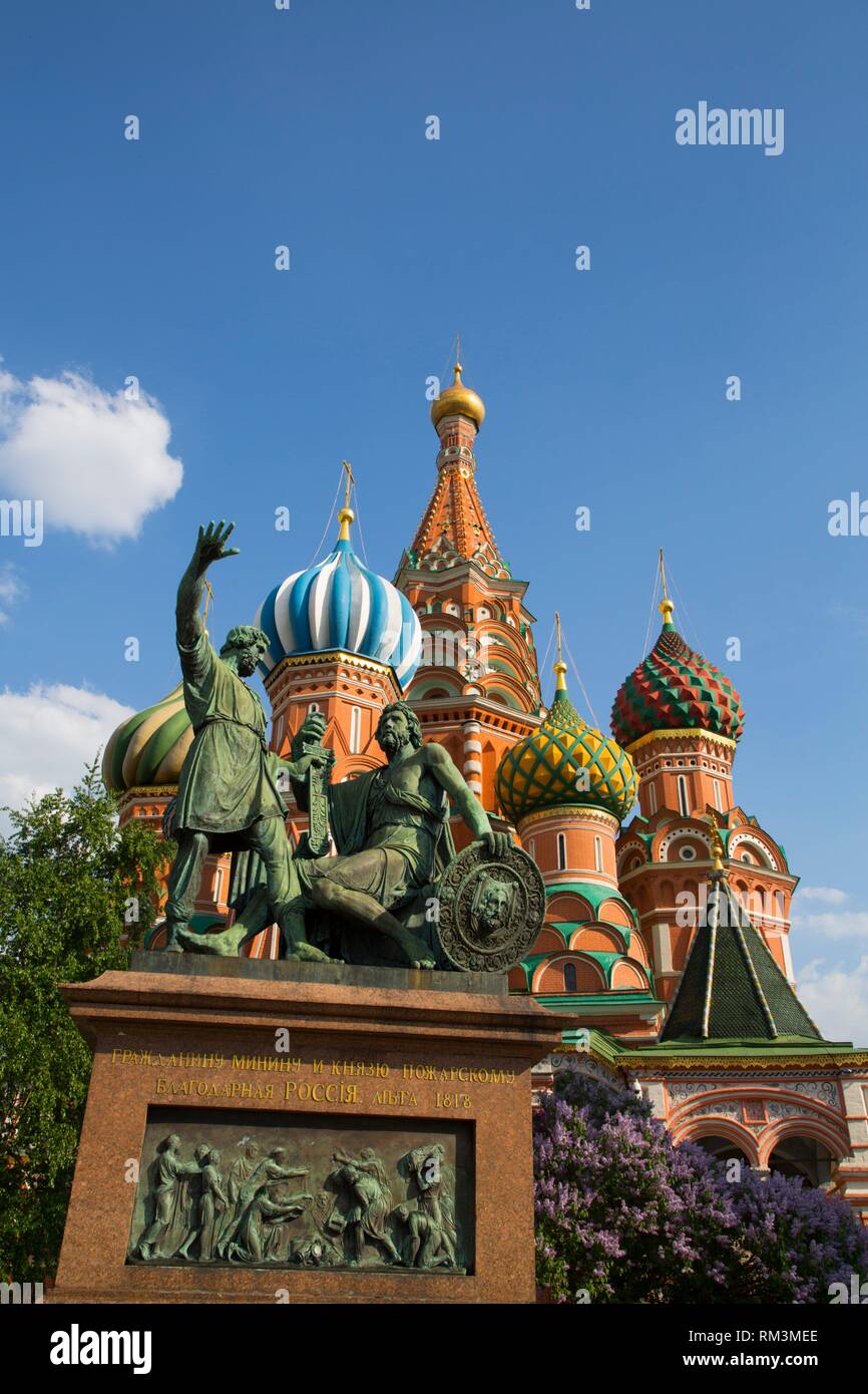 St basils cathedral hi-res stock photography and images - Alamy