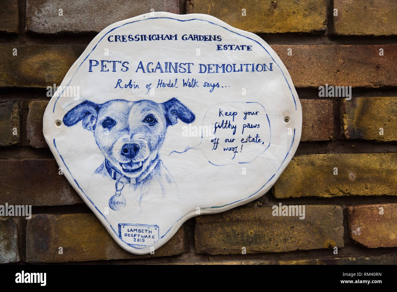 Robin of hardel walk hi-res stock photography and images - Alamy