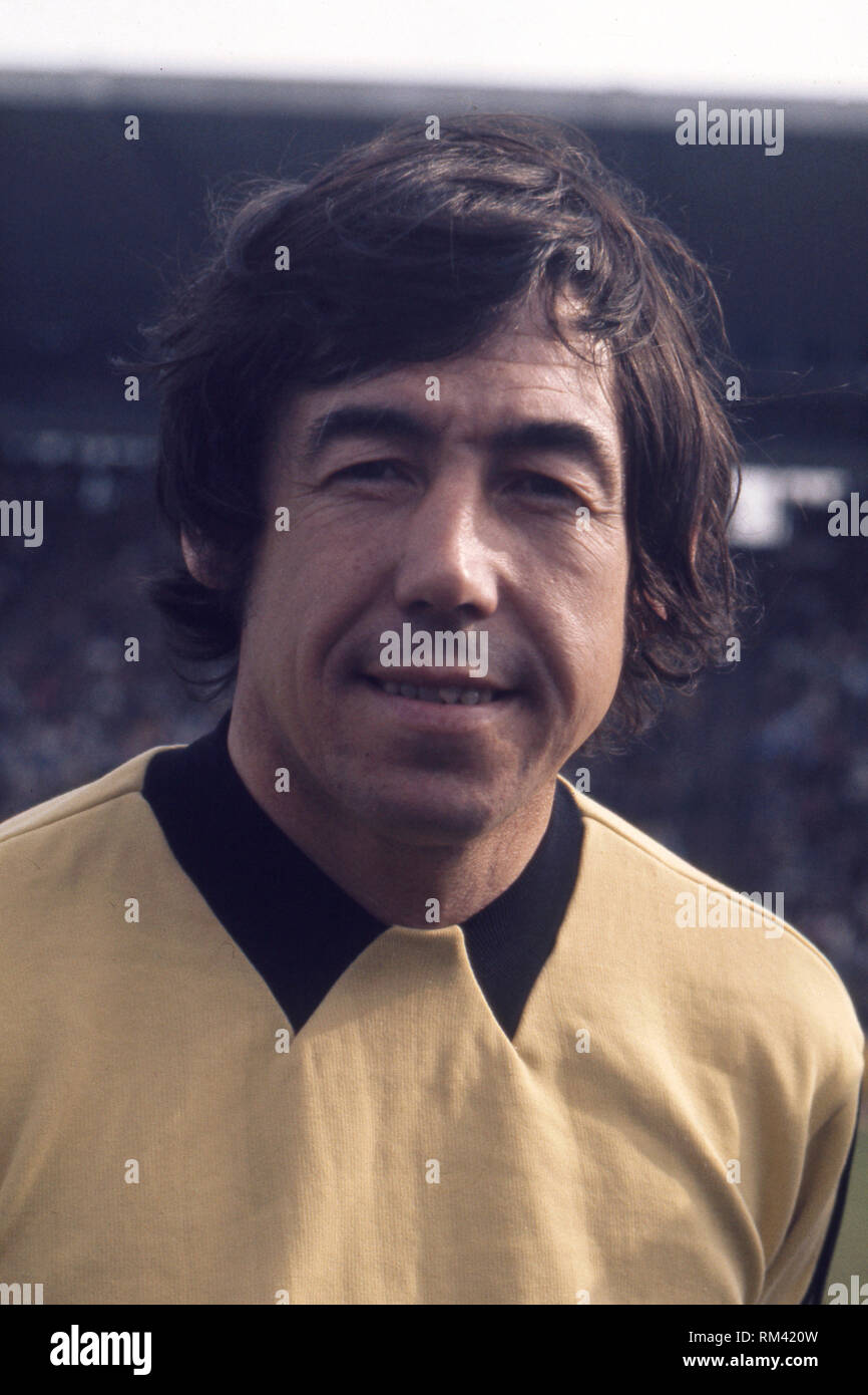 Gordon banks 1970 england hi-res stock photography and images - Alamy