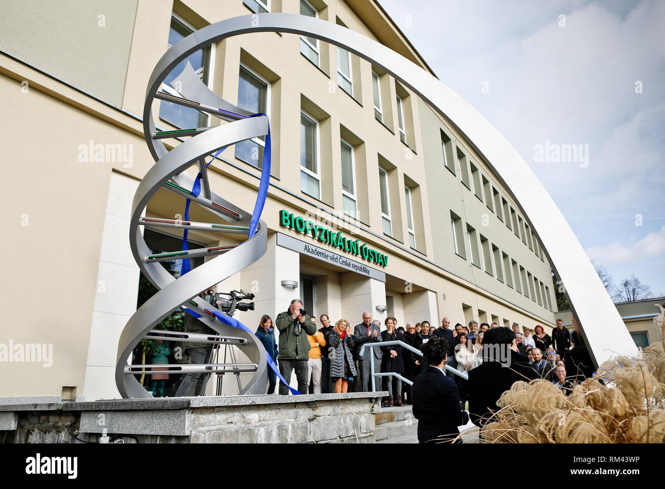 Czech Science Academy President Eva Zazimalova and cell physiologist ...