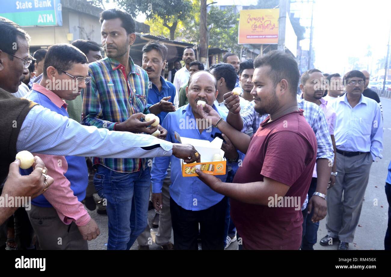Fire crackers india hi-res stock photography and images - Alamy