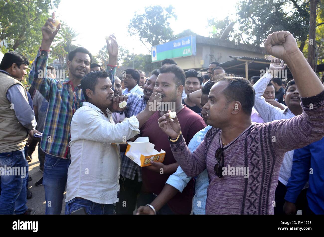 Fire crackers india hi-res stock photography and images - Alamy