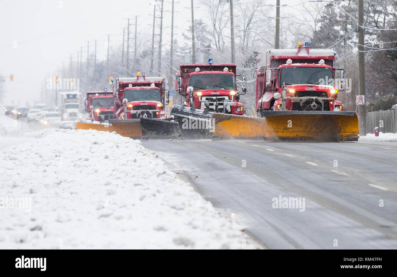 Ice on the street hi-res stock photography and images - Alamy