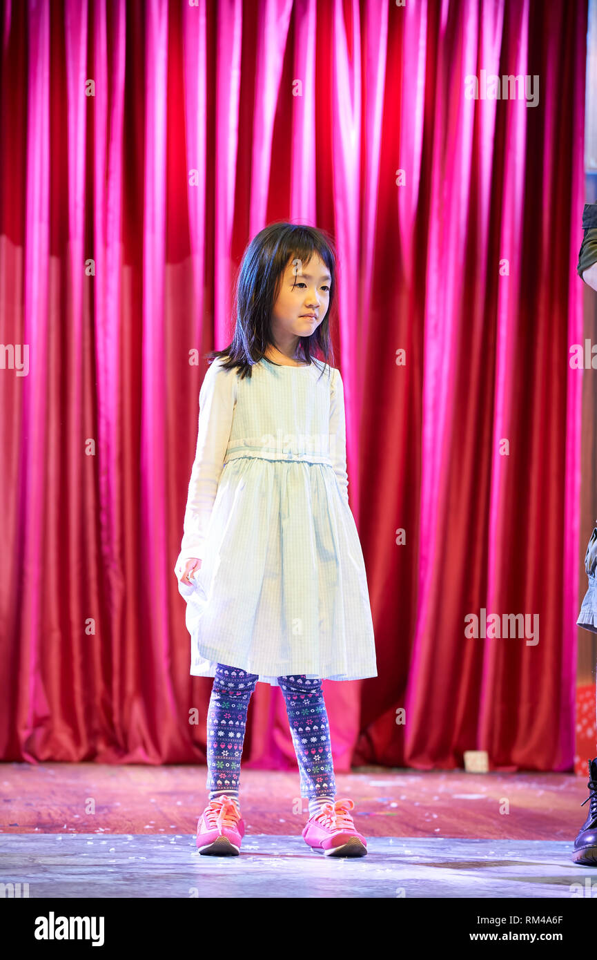 Gird hi-res stock photography and images - Alamy