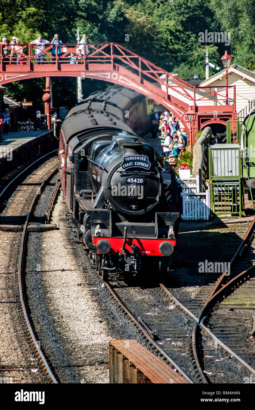 Black 5 Eric Treacy waiting to depart from Goathland station southbound ...