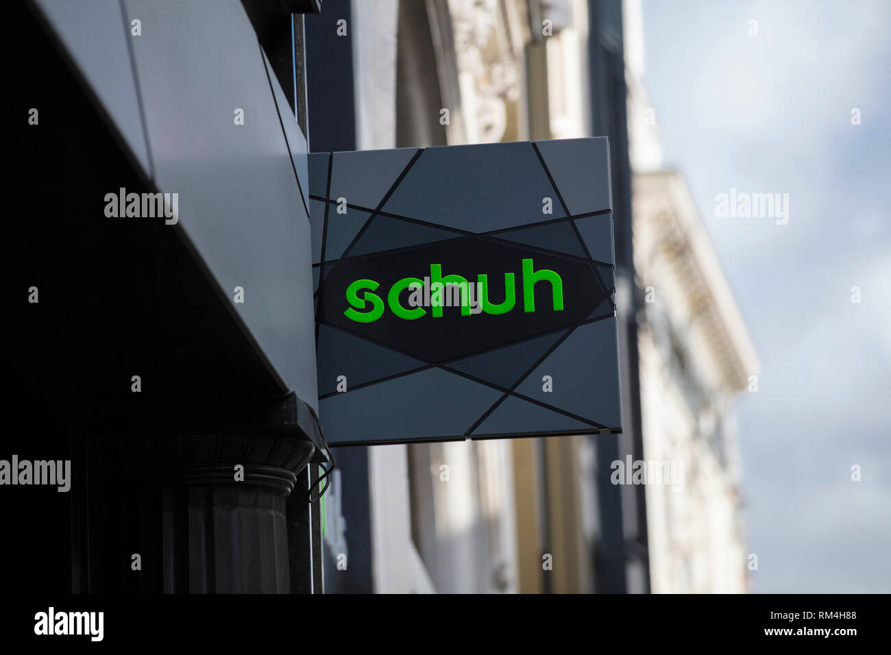 Schuh logo hi-res stock photography and images - Alamy