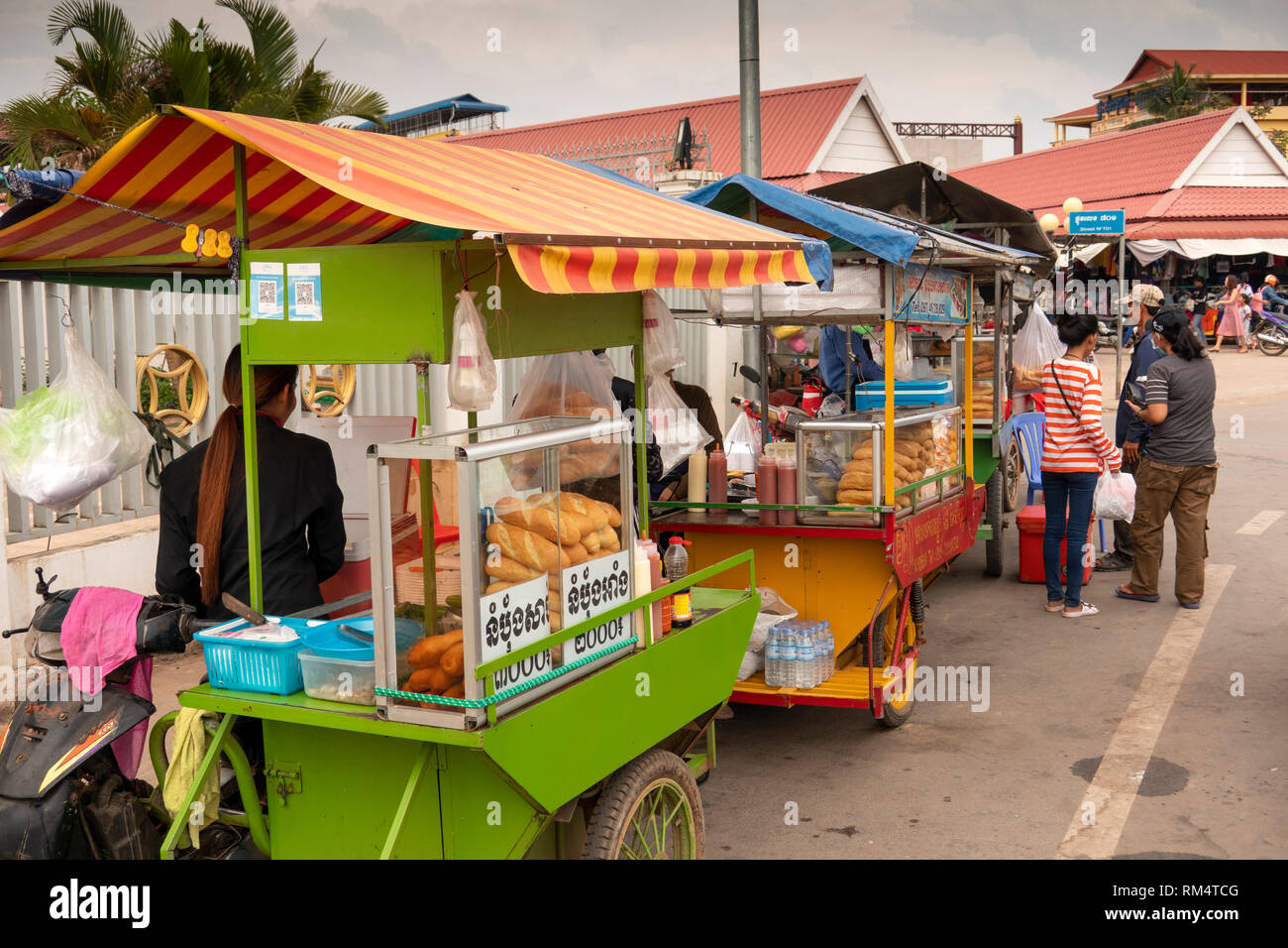 Cambodia, Kampot Province, Kampot city, Durian Roundabout, Night Market ...