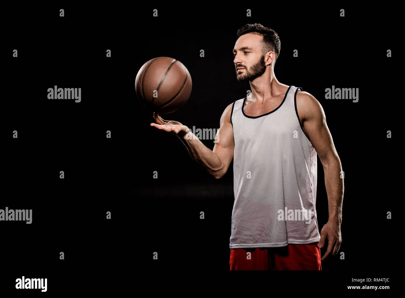 Black basketball player spinning hi-res stock photography and images ...