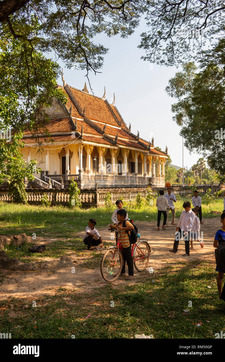 Chhou hi-res stock photography and images - Alamy