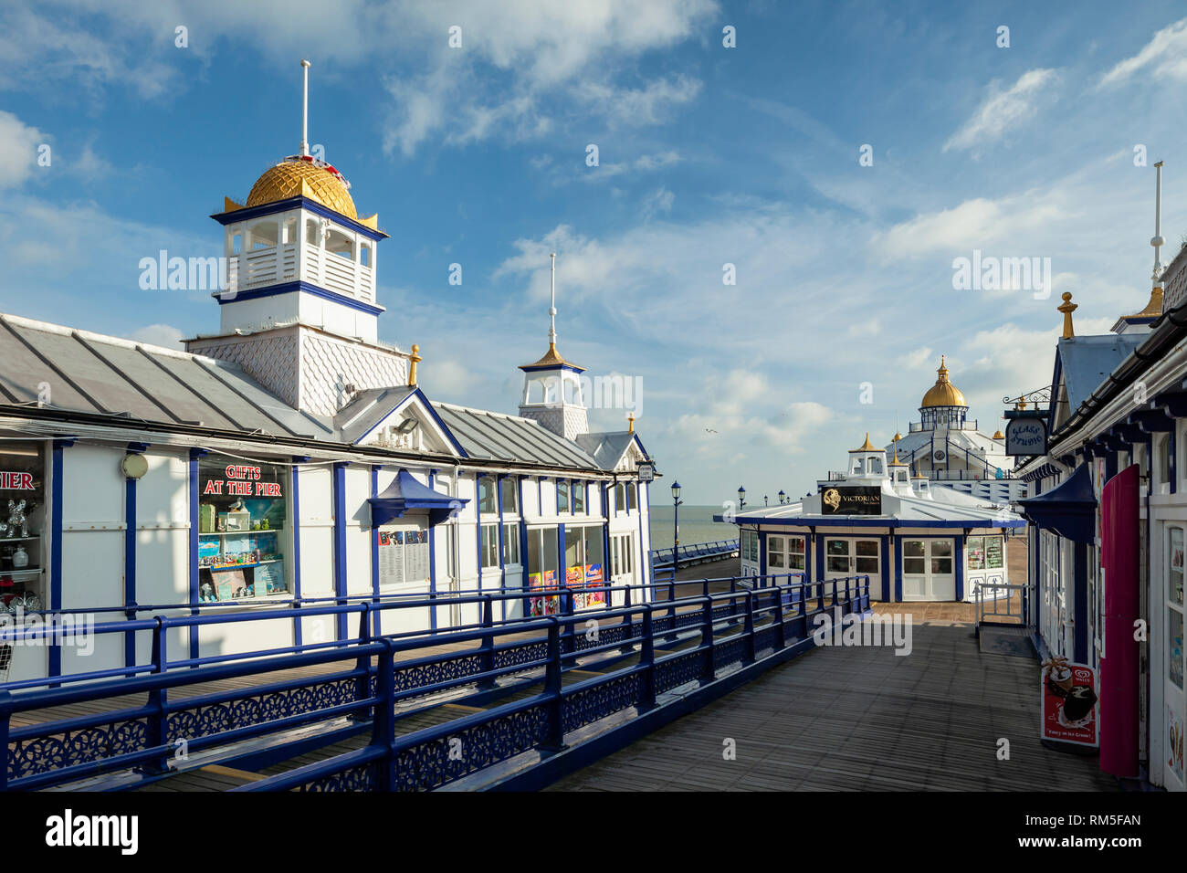 Eastbourne uk winter hi-res stock photography and images - Alamy