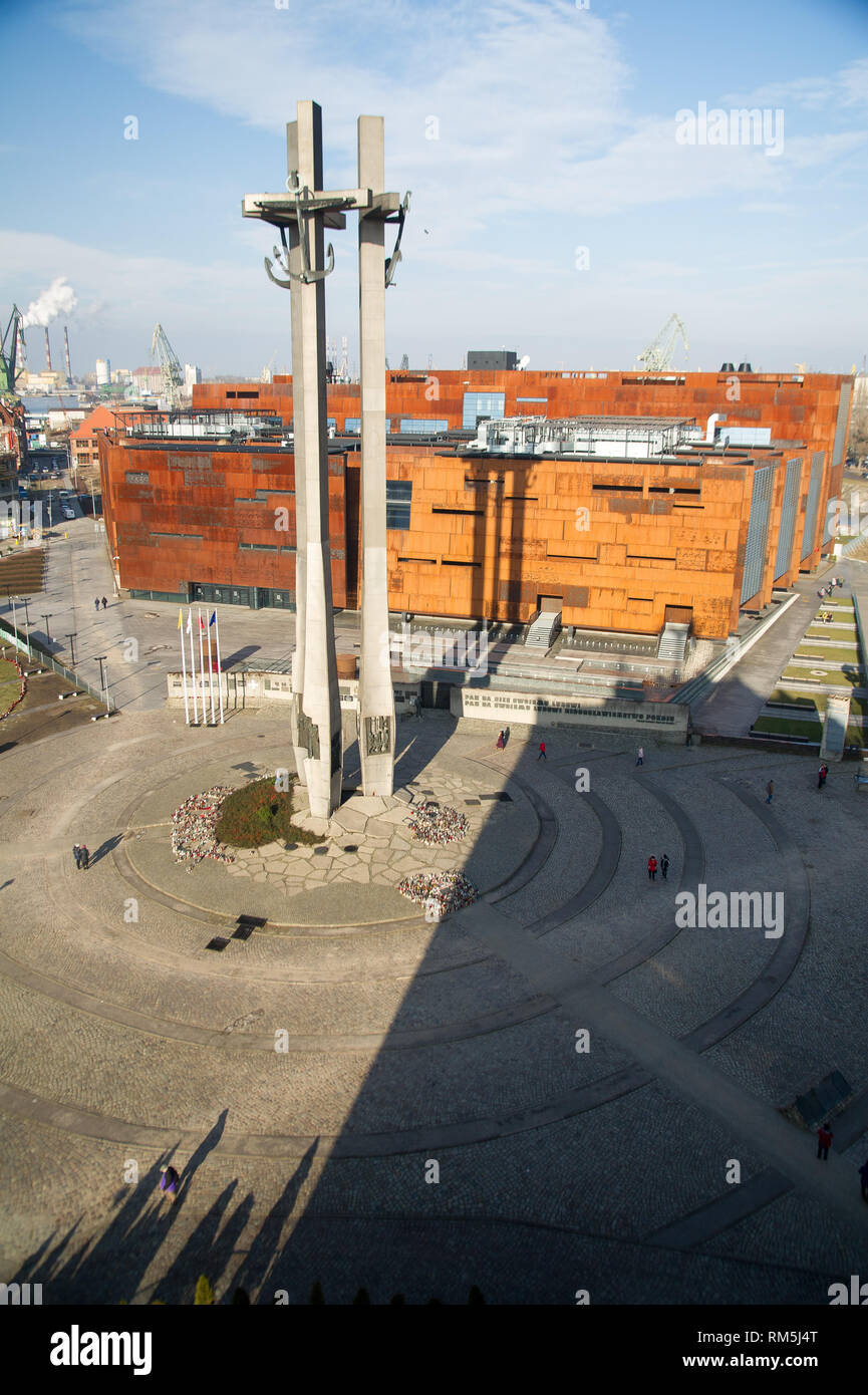 Shipyard strikes hi-res stock photography and images - Alamy