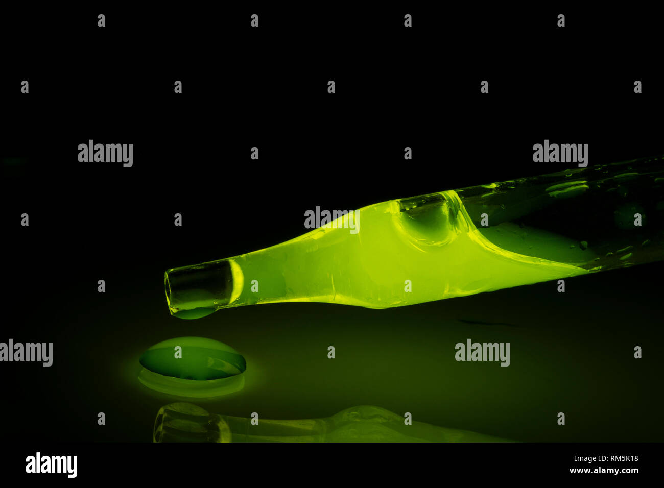 Neon drop hi-res stock photography and images - Alamy